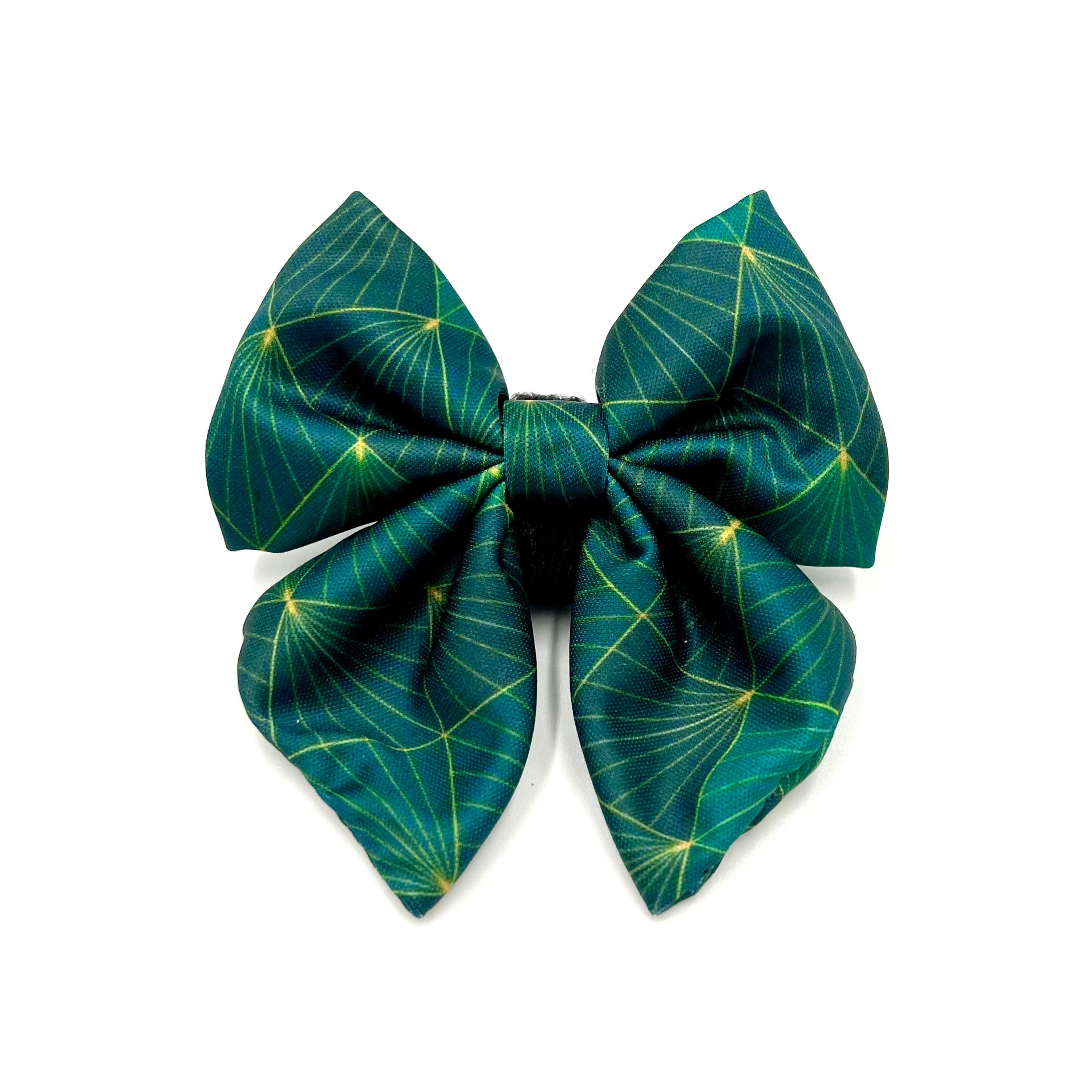 Emerald Elegance Sailor Bow – Luna Moon Pet Boutique